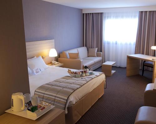 Mercure Bordeaux-Le Lac 4 estrellas | Rue du grand Barail 33300
