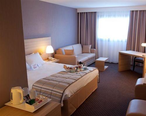 Mercure Bordeaux-Le Lac 4 estrellas | Rue du grand Barail 33300